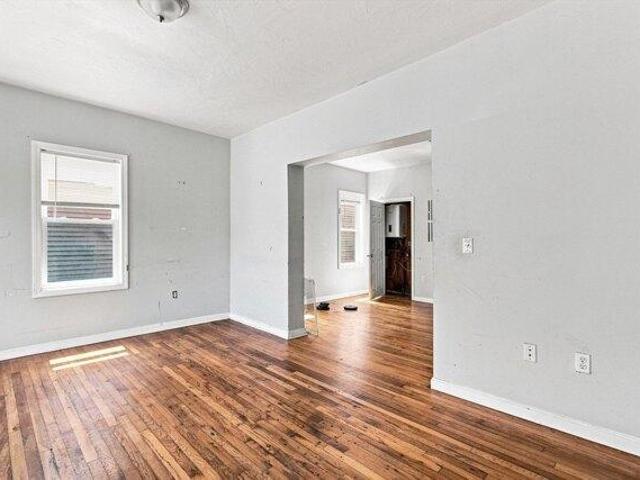 house with 15 bedroom, New Bedford MA ES105157953