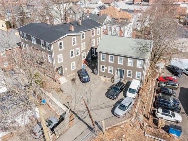 house with 15 bedroom, Waltham MA ES105117451