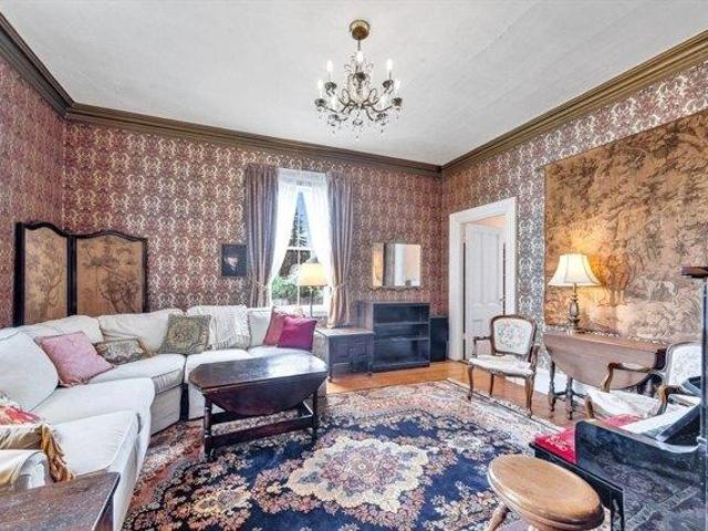 house with 16 bedroom, Boston MA ES104188279