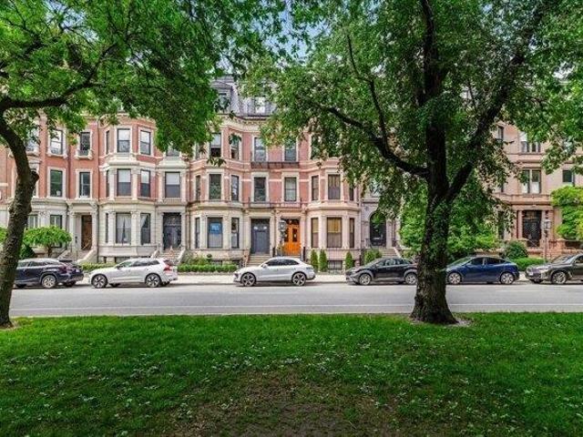 house with 16 bedroom, Boston MA ES104351498
