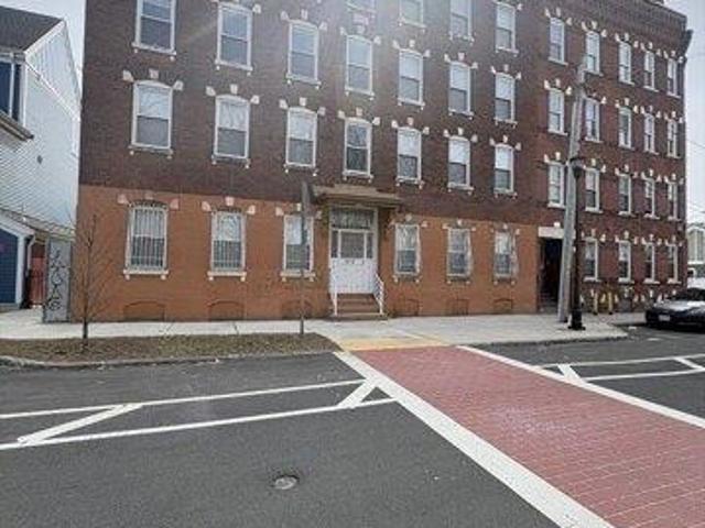 house with 16 bedroom, Holyoke MA DS102369910