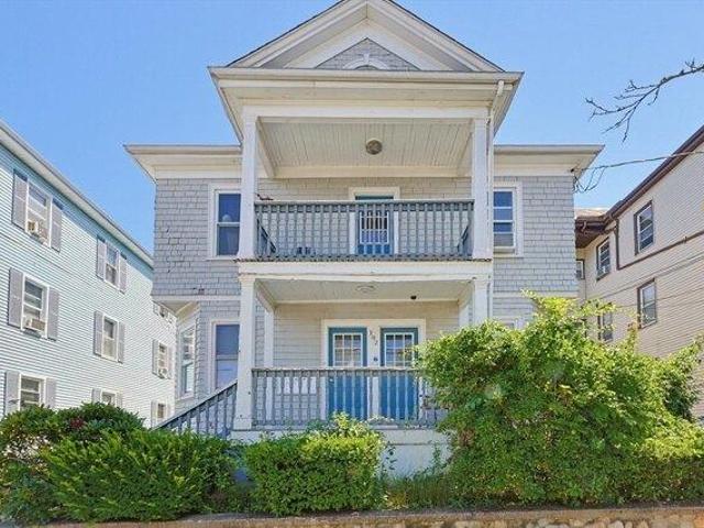 house with 16 bedroom, New Bedford MA ES105125830