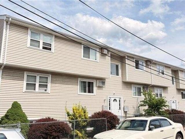 house with 16 bedroom, Pawtucket RI DS104480712