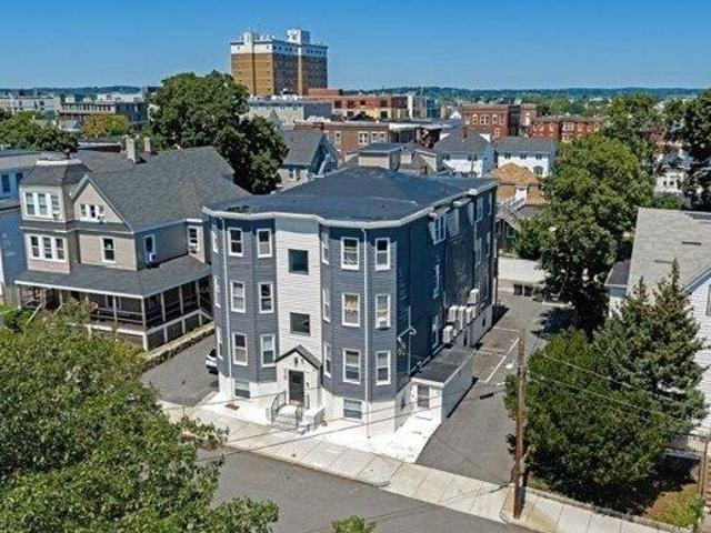house with 16 bedroom, Revere MA ES105122535