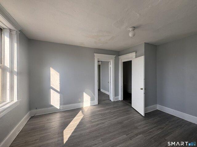 house with 16 bedroom, Waterbury CT DLS101660827