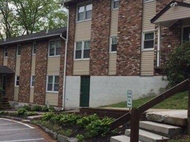 house with 16 bedroom, Torrington CT DLS102218938