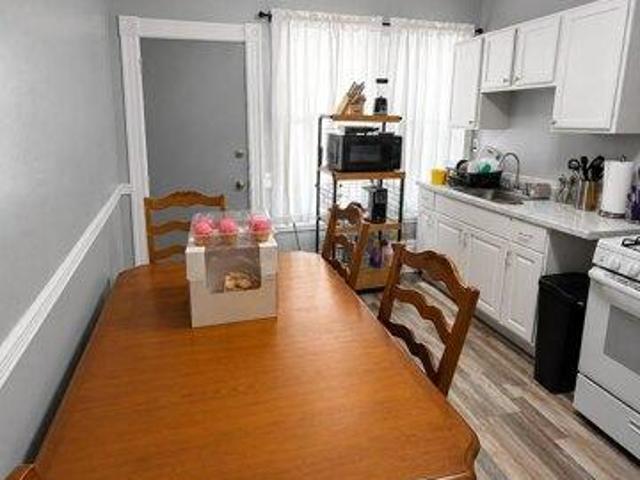 house with 17 bedroom, Hartford CT ES104543804