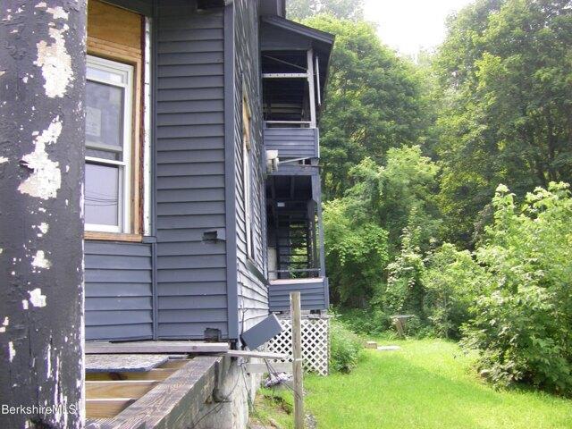 house with 17 bedroom, North Adams MA ES103434623