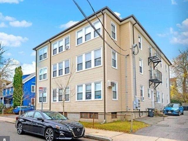 house with 18 bedroom, Cambridge MA ES104479083