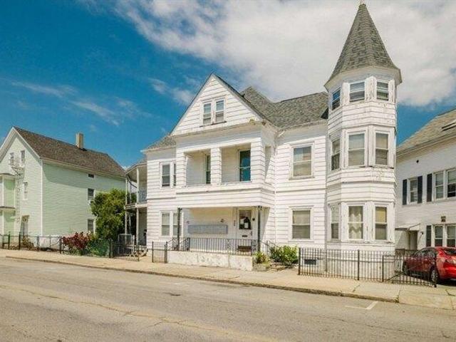 house with 18 bedroom, Fall River MA ES105140586