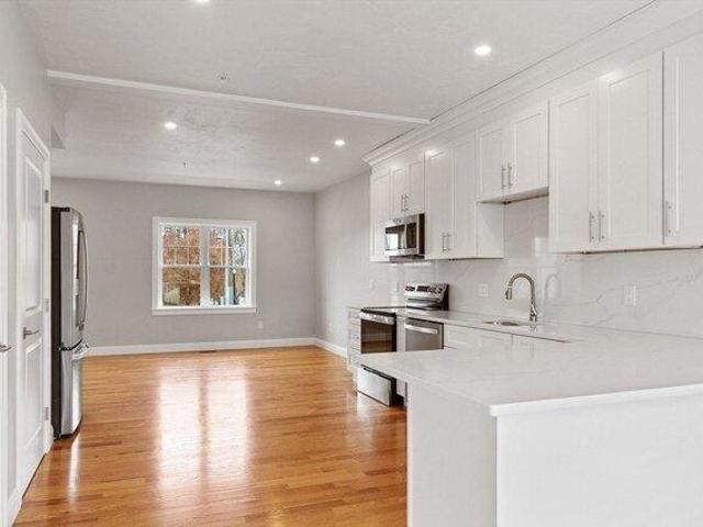 house with 18 bedroom, Worcester MA DS102960817
