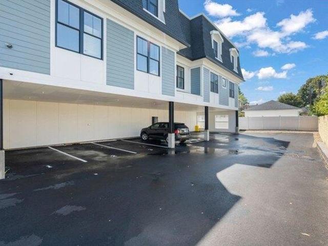 house with 19 bedroom, Everett MA DLS101601850