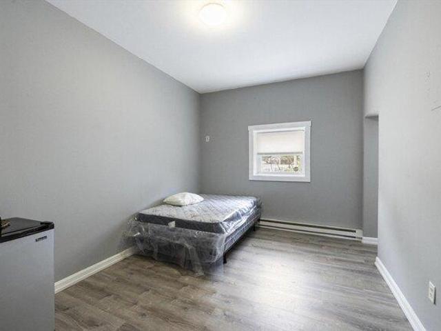 house with 19 bedroom, Orange MA ES105041112