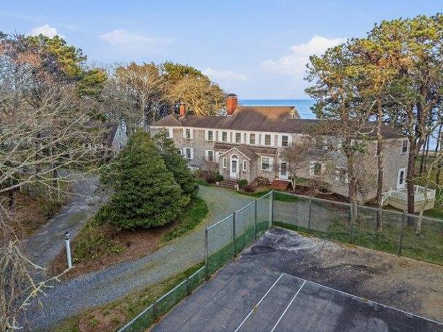 house with 10 bedroom, Cotuit MA ES103251316