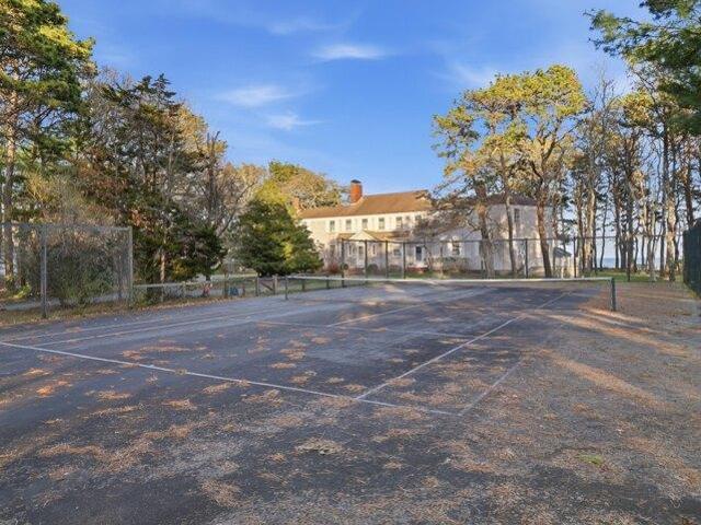 house with 10 bedroom, Cotuit MA ES103807888