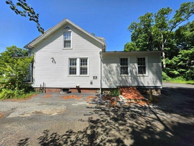 house with 10 bedroom, Amherst MA ES105095811