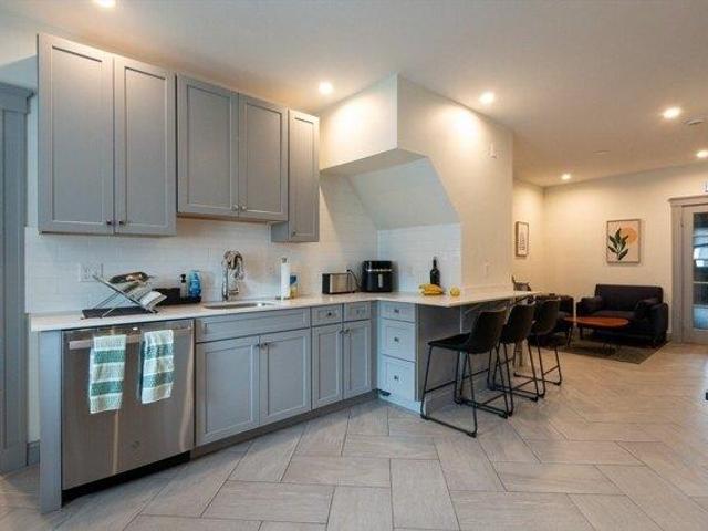 house with 10 bedroom, Boston MA DS104112772
