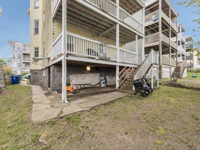 house with 10 bedroom, Boston MA ES104150298