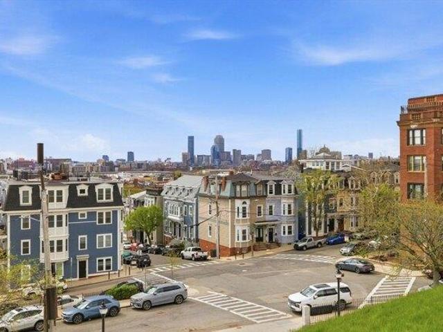 house with 10 bedroom, Boston MA ES105232779