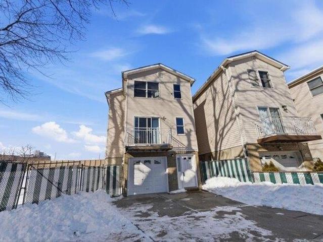 house with 10 bedroom, Bayonne NJ DS102314536
