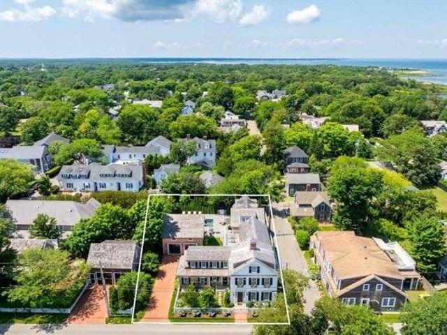 house with 10 bedroom, Edgartown MA ES104848409