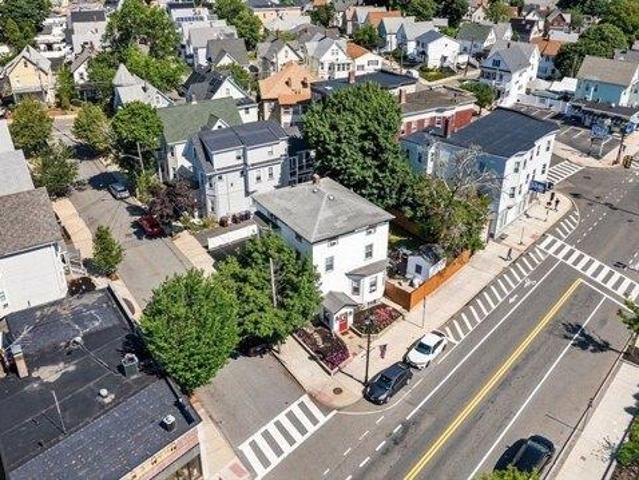 house with 10 bedroom, Everett MA DLS103072709