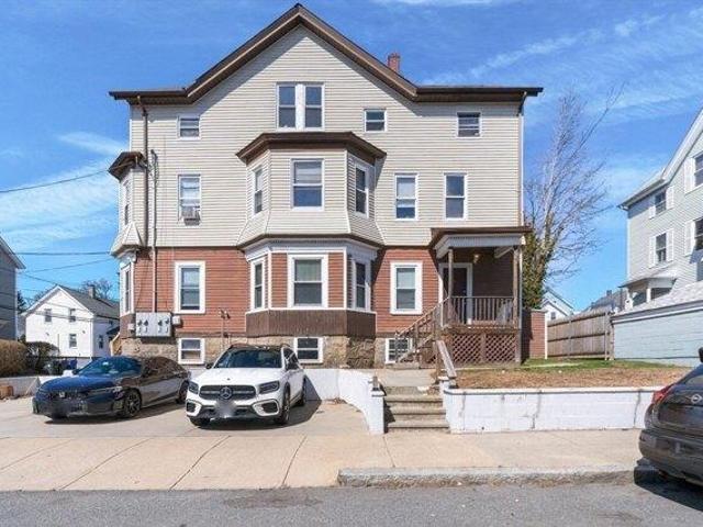 house with 10 bedroom, Fall River MA DS102369430