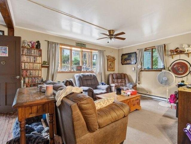 house with 10 bedroom, Fitchburg MA ES104232364