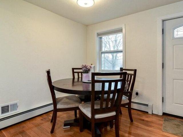 house with 10 bedroom, Framingham MA ES103441637