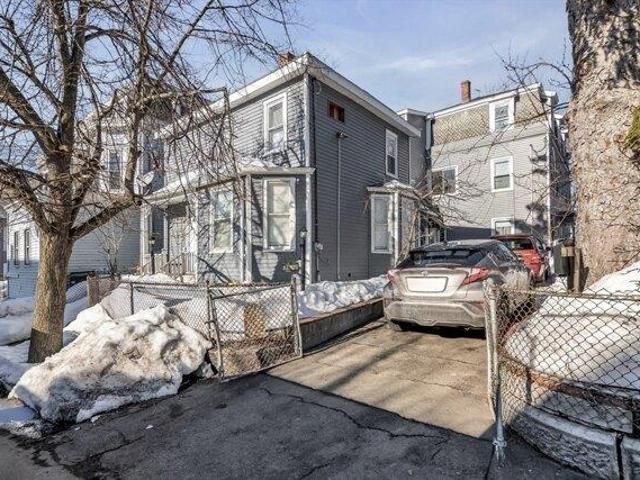 house with 10 bedroom, Haverhill MA DLS102632928