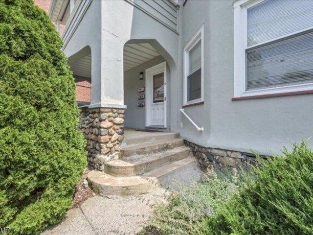 house with 10 bedroom, Montclair NJ DS102215904