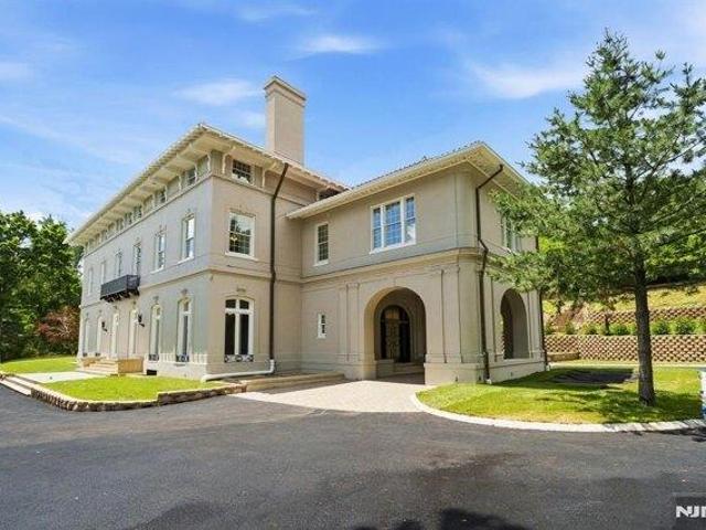 house with 10 bedroom, Montclair NJ ES104850111