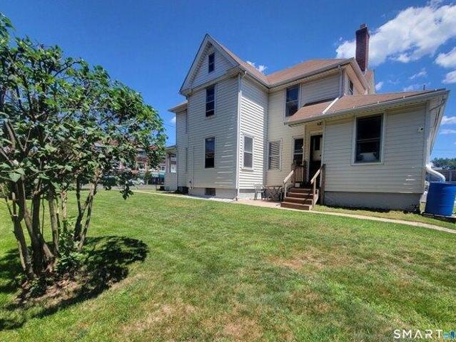 house with 10 bedroom, Manchester CT ES104479711