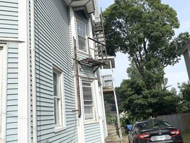house with 10 bedroom, Meriden CT DS102594933