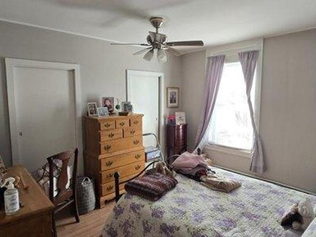 house with 10 bedroom, Norwich CT ES104604279