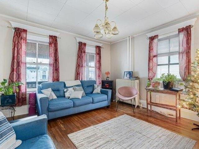 house with 10 bedroom, New Bedford MA ES105114543