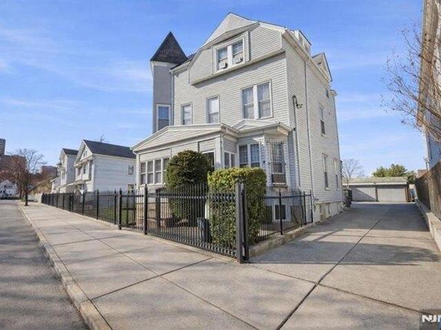 house with 10 bedroom, Newark NJ DS104442108