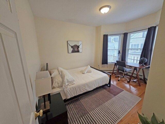 house with 10 bedroom, Somerville MA ES103929640