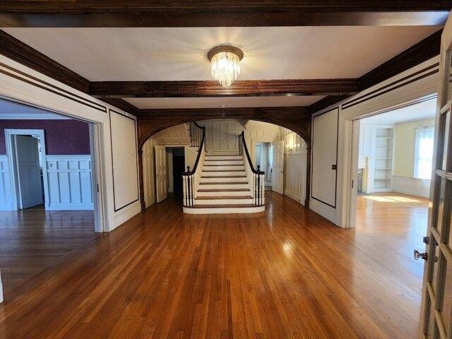 house with 10 bedroom, Springfield MA ES105041782