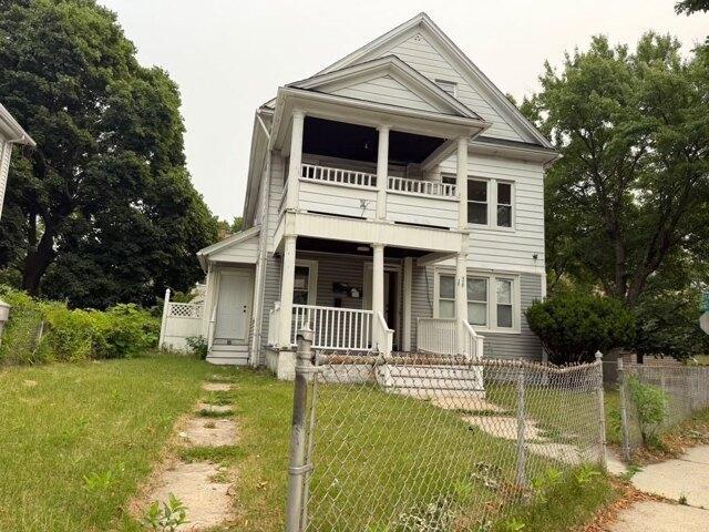 house with 10 bedroom, Springfield MA ES105142587