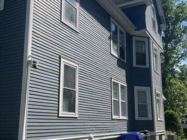 house with 10 bedroom, Springfield MA ES105160564