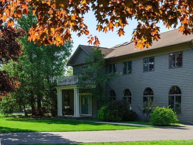 house with 10 bedroom, Suffern NY ES105192234