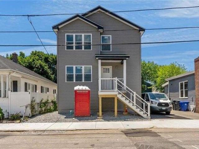 house with 10 bedroom, Providence RI DS103889003
