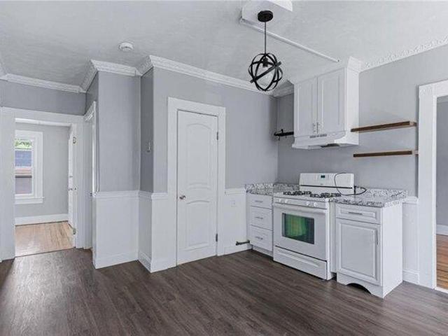 house with 10 bedroom, Woonsocket RI DS103496741