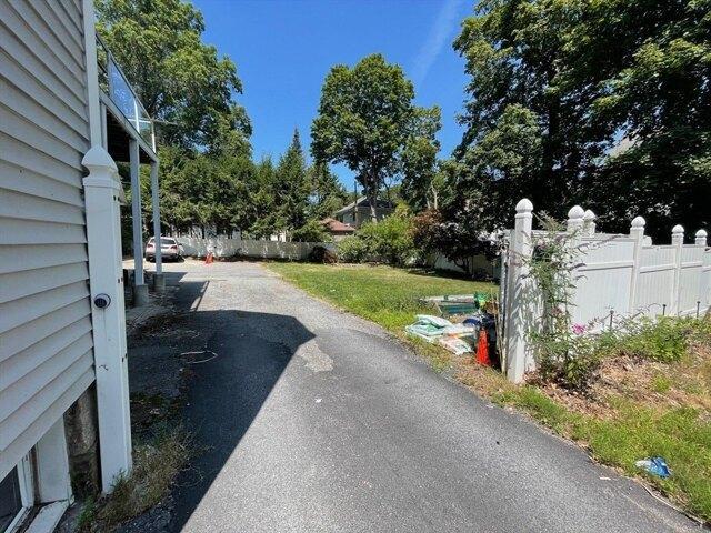 house with 10 bedroom, Worcester MA ES104808168