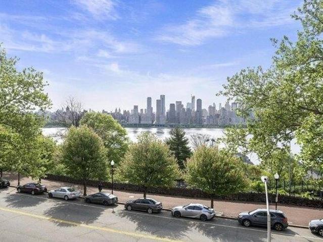 house with 10 bedroom, West New York NJ DLS102560915
