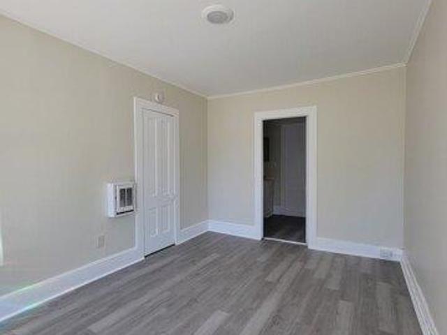 house with 10 bedroom, Windham CT DS102727312