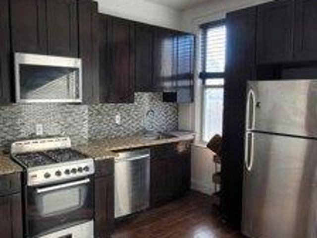 house with 10 bedroom, Union City NJ ES104807343