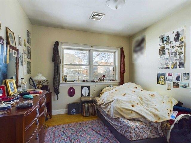 house with 11 bedroom, Boston MA DLS102063029