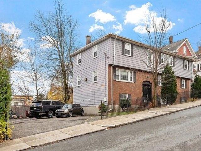 house with 11 bedroom, Boston MA DLS102343088
